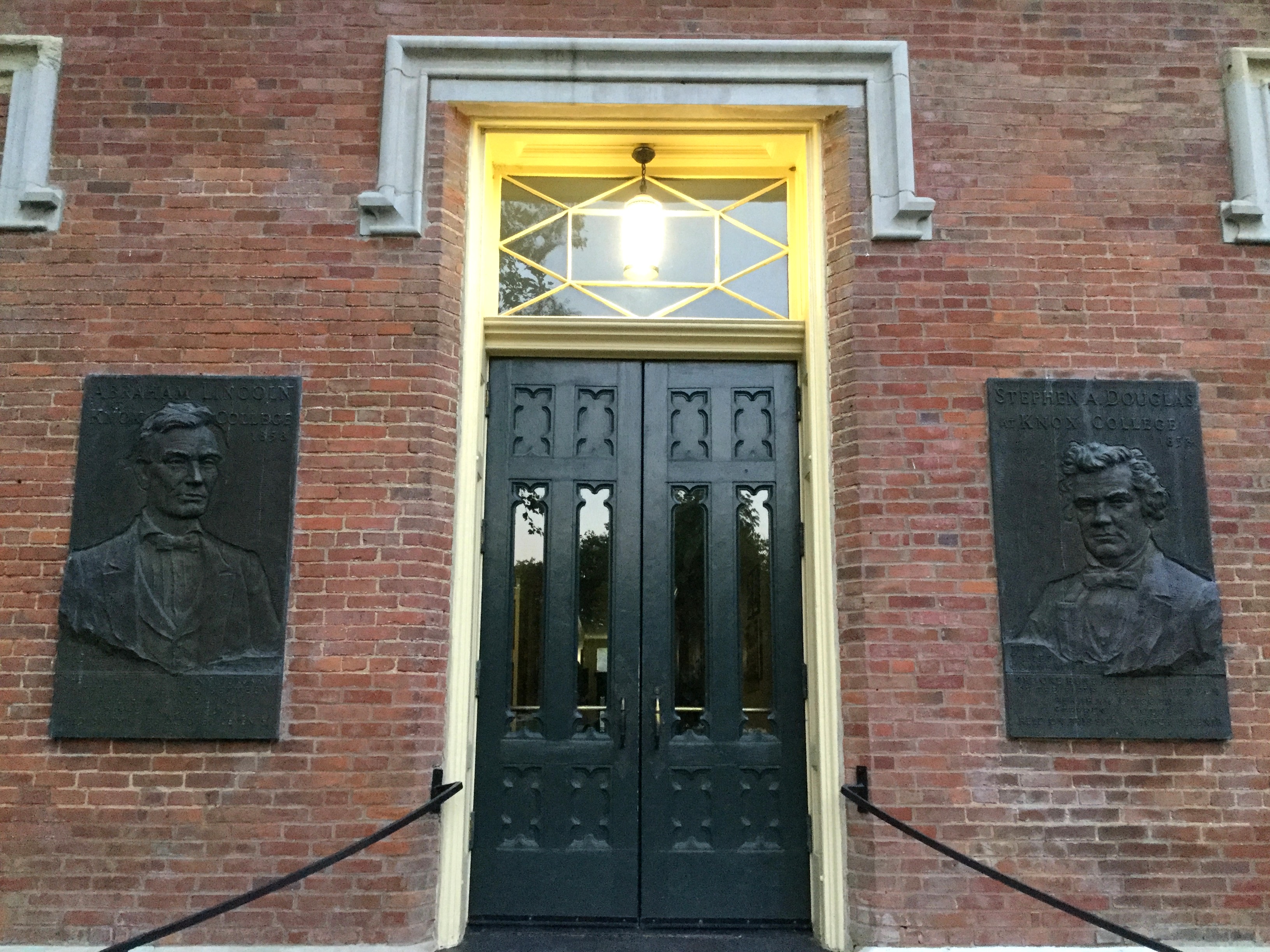 Knox College, Galesburg, Illinois – Abraham Lincoln and Stephen Douglas ...